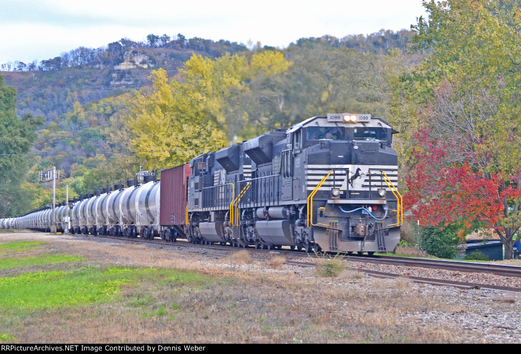 NS 1099, BNSF's Aurora Sub.